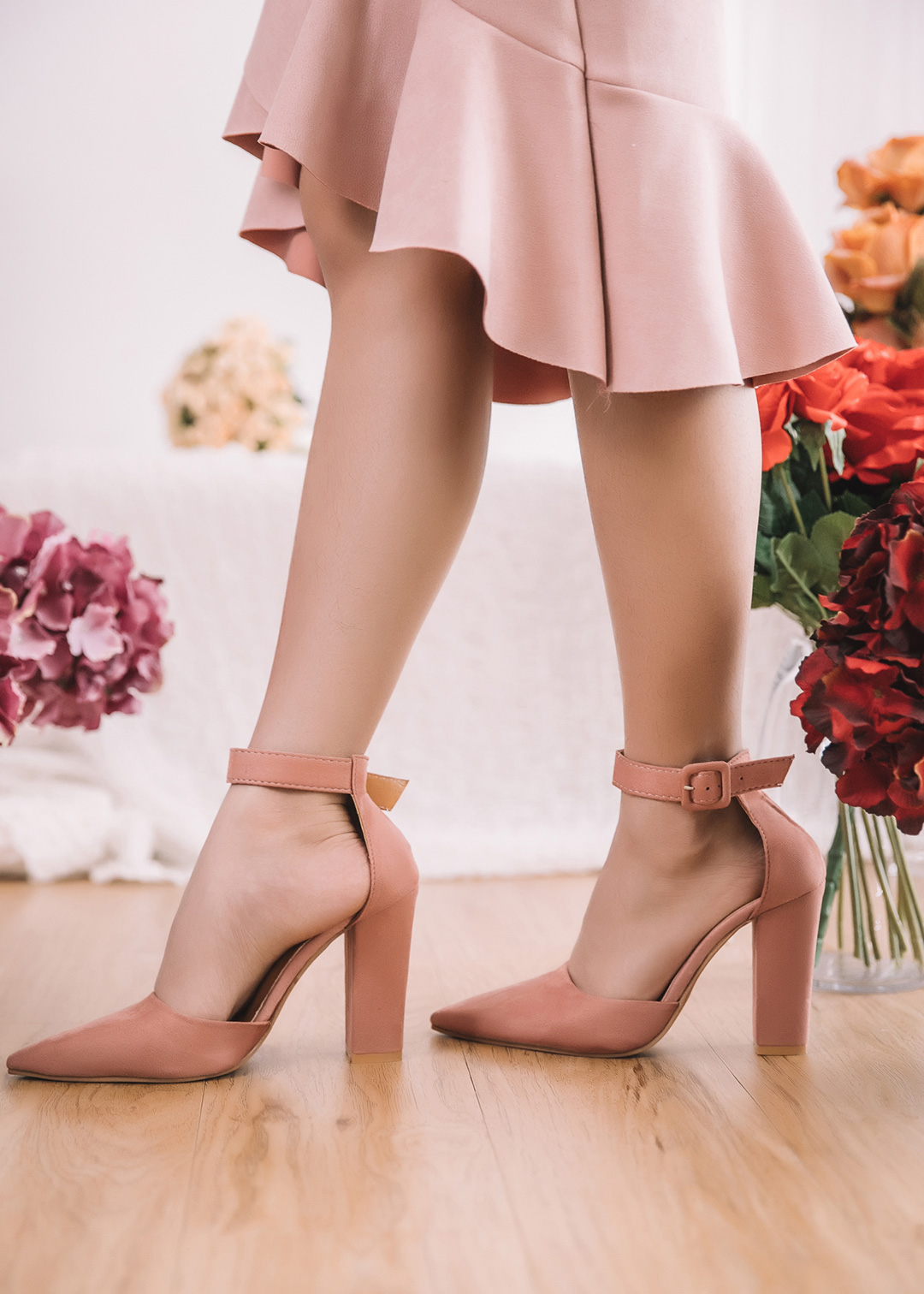 Make it Work Suede heels in Pink • DREAMSCAPED