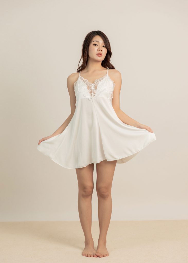 Classie Clara Nightdress in White • DREAMSCAPED